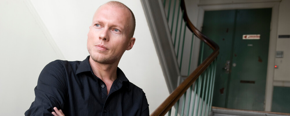 Lars Sandbeck er ny lektor i almen teologi og kirkelig voksenpædagogik ...